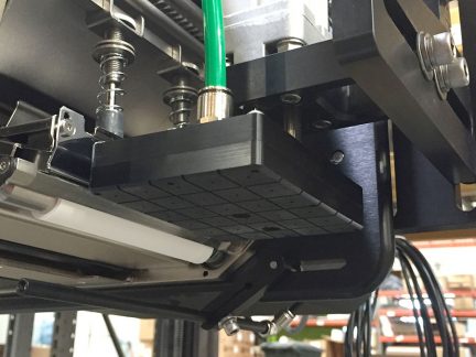 Flat Item & Pallet Labeling Systems - Print and Apply Labeling Machines ...